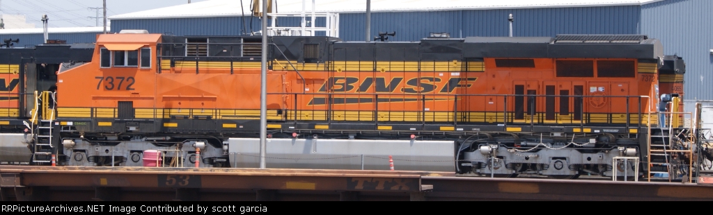 BNSF 7372